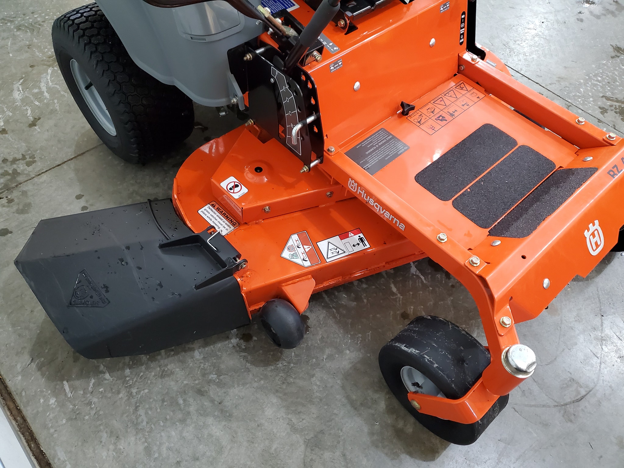 2017 Husqvarna Rz 4824f Regreen Equipment